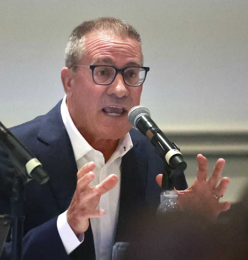 DeSantis vs. Disney: New Governing Board Countersues Entertainment Giant